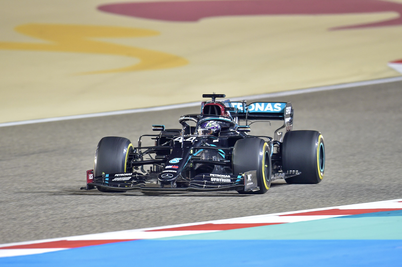 Seven-time F1 world champion won a drama-filled Formula 1 Gulf Air ...